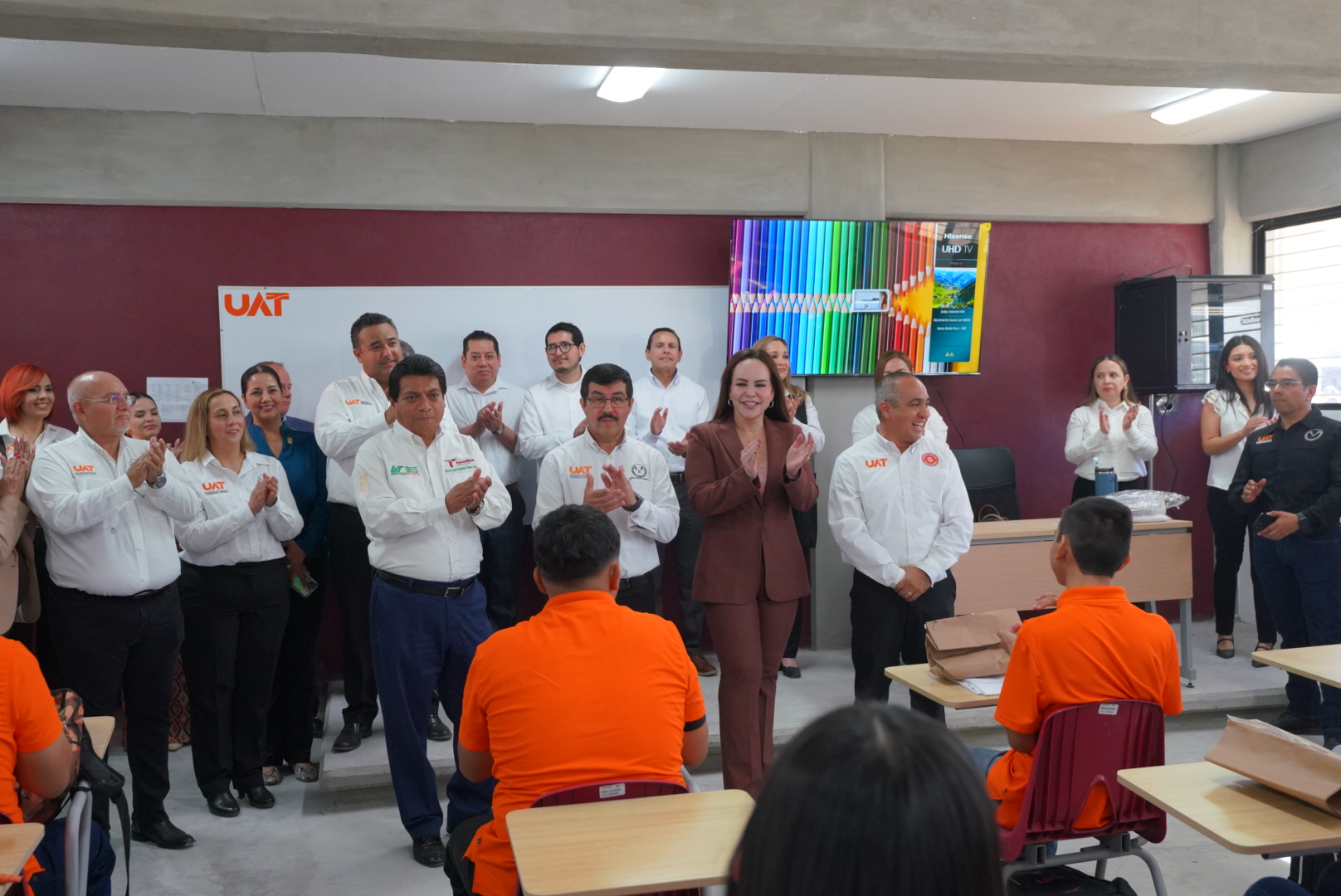 Inauguran alcaldesa y rector primera preparatoria de la UAT